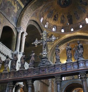 Symbolism of the Venetian Cross - Images of Venice